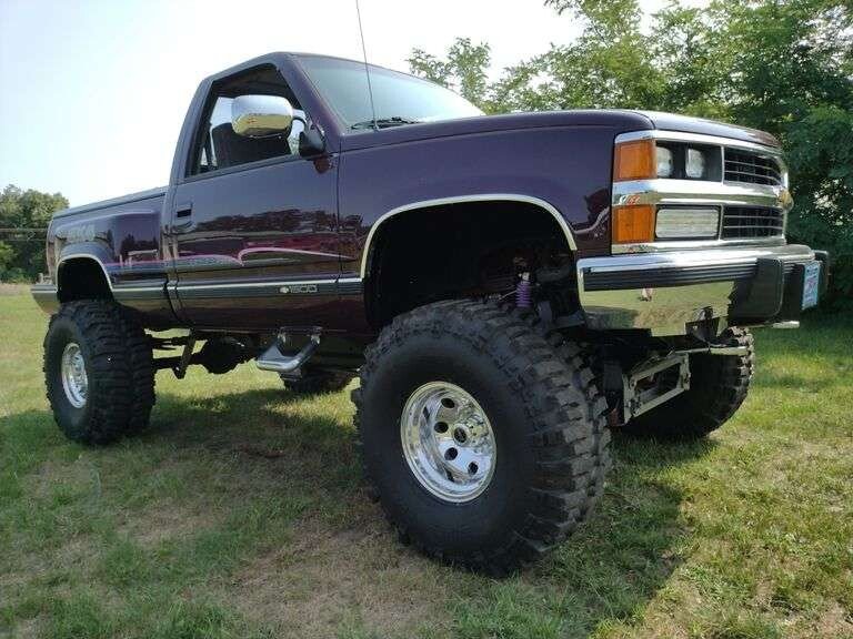 1989 Chevy Truck Lifted